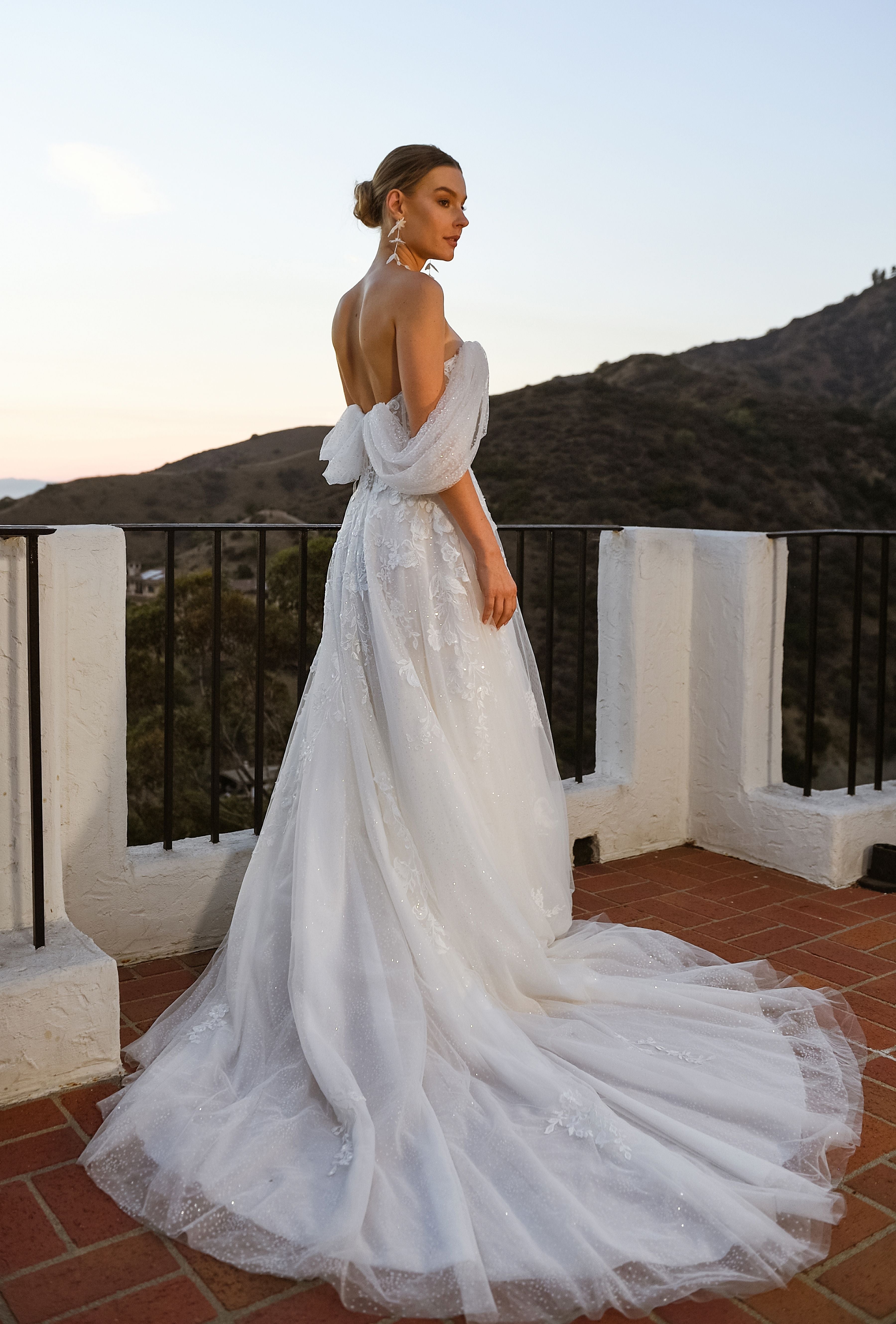 Vespera Gown – Swan Bridal